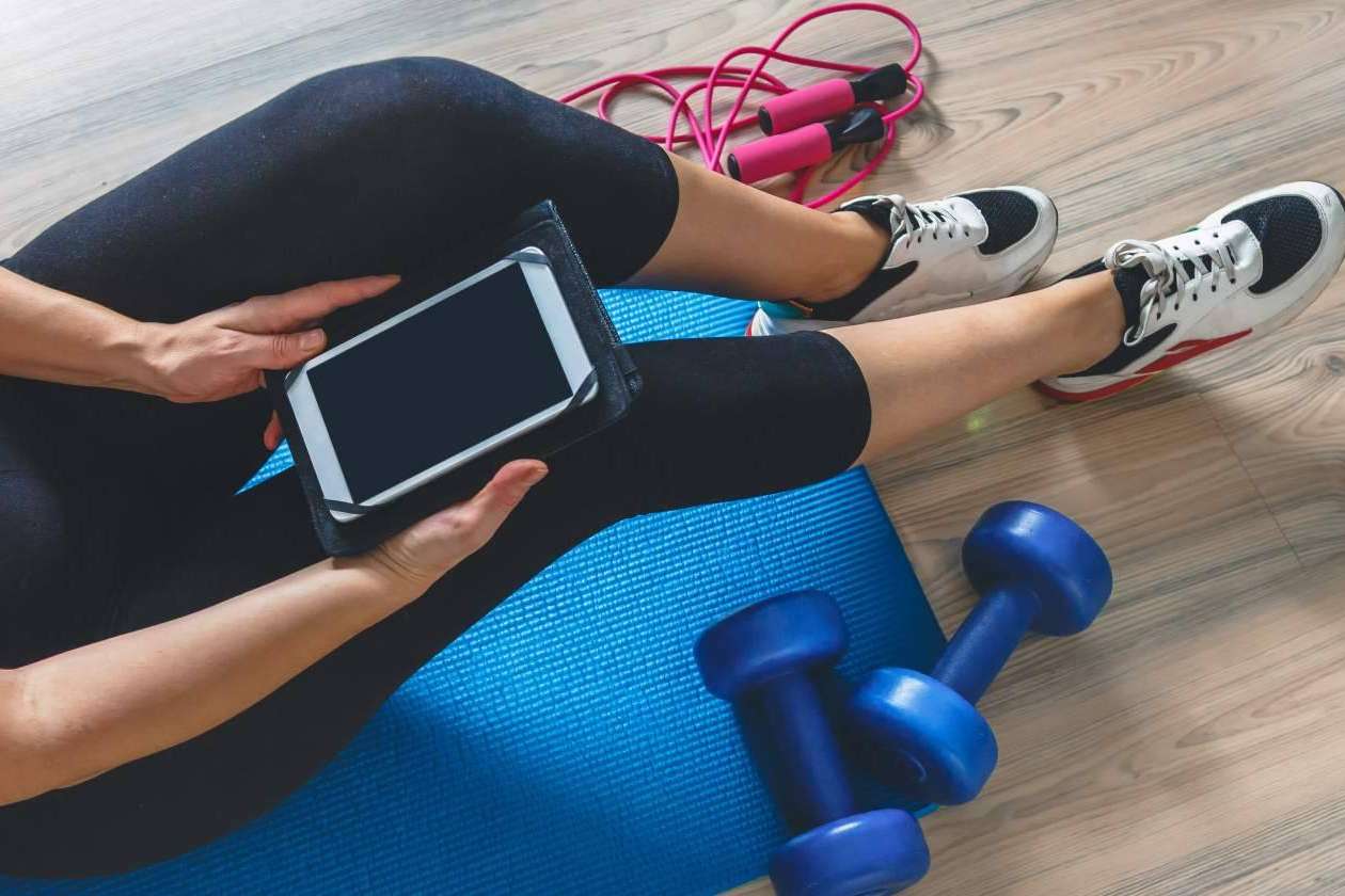 Entrenar cuándo y dónde cada uno quiera, con los servicios online de PROGES - La Cronica Siete