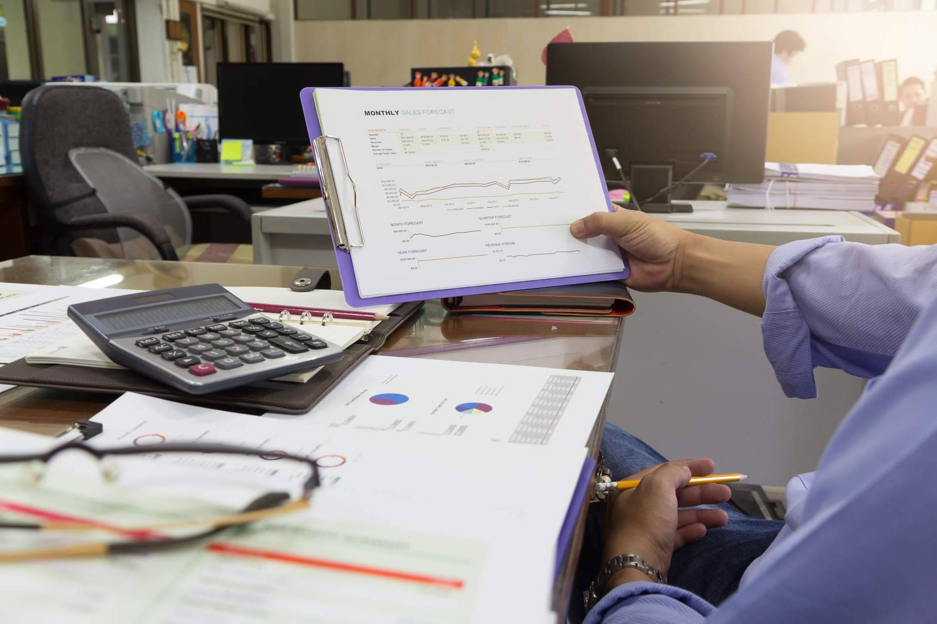 E-Turia, la pequeña empresa que compite en el mercado de SAP Commerce Cloud - La Cronica Siete