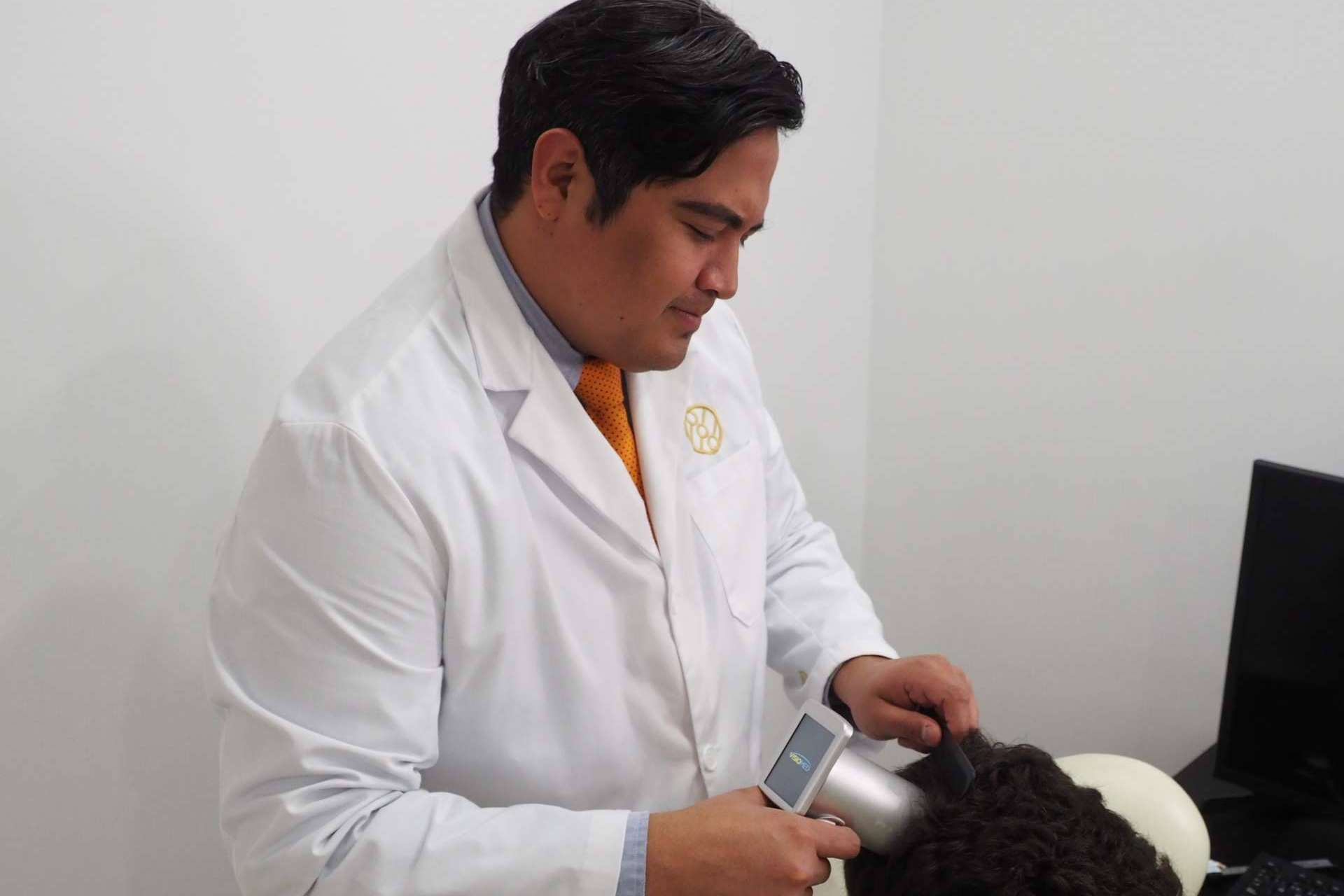 El método del injerto capilar sin rapar que realiza el Instituto Médico ...
