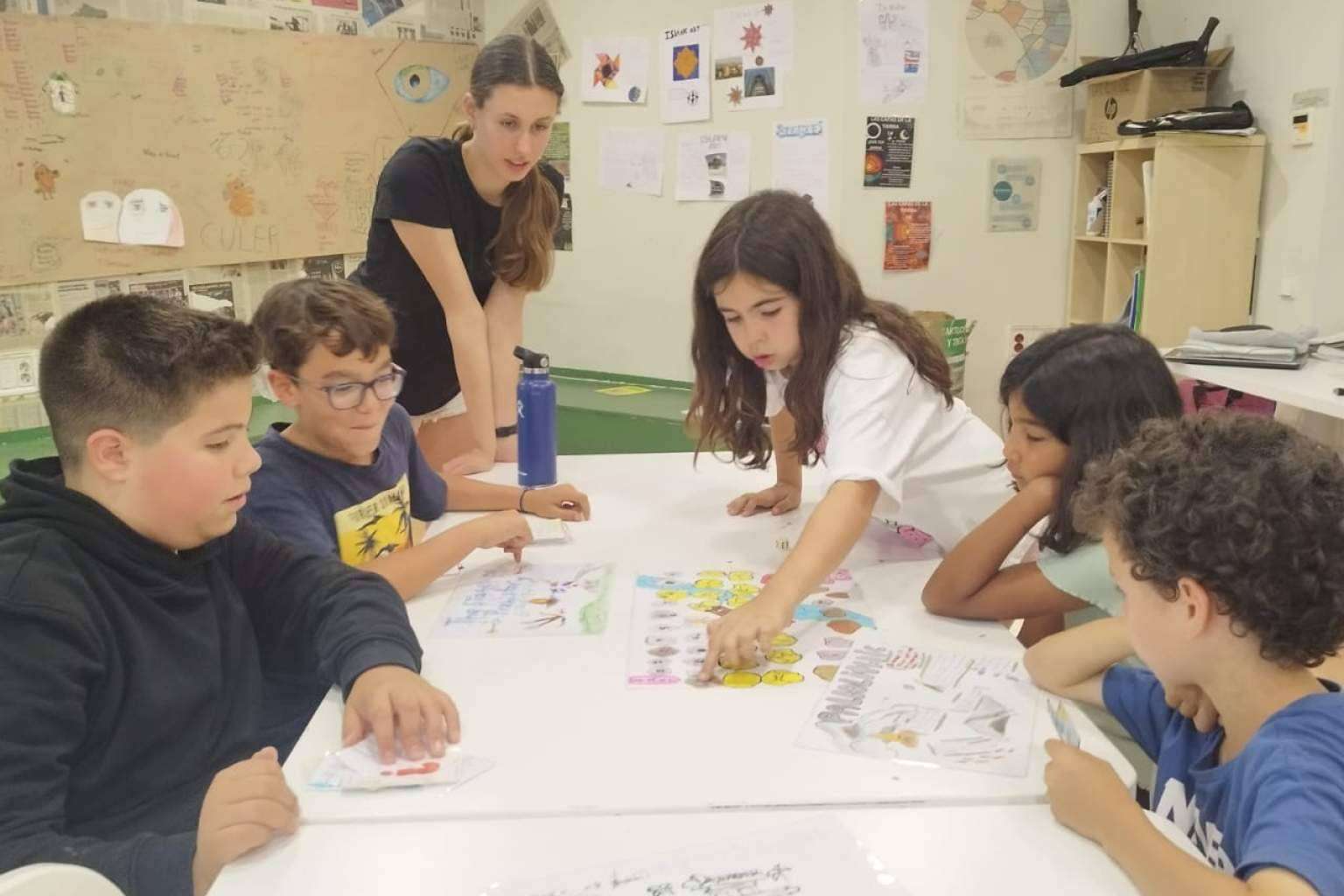 Todas las etapas educativas en el colegio trilingüe CreaNova - La Cronica Siete