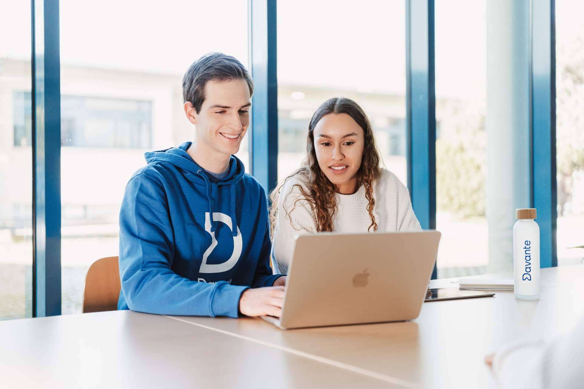 Cuándo estudiar es empezar a trabajar, el modelo de FP de Davante que ...